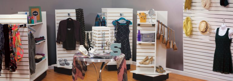 How to choose elegant hangers for your boutique?